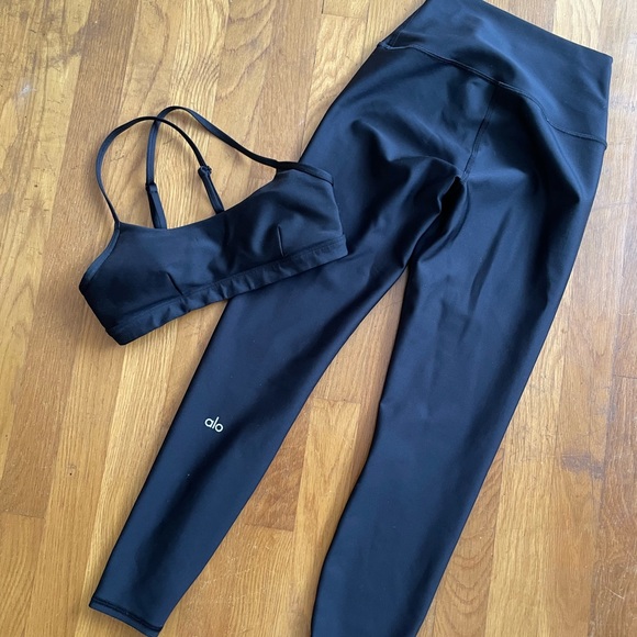 ALO Yoga | Other | Alo Yoga Airlift Set | Poshmark